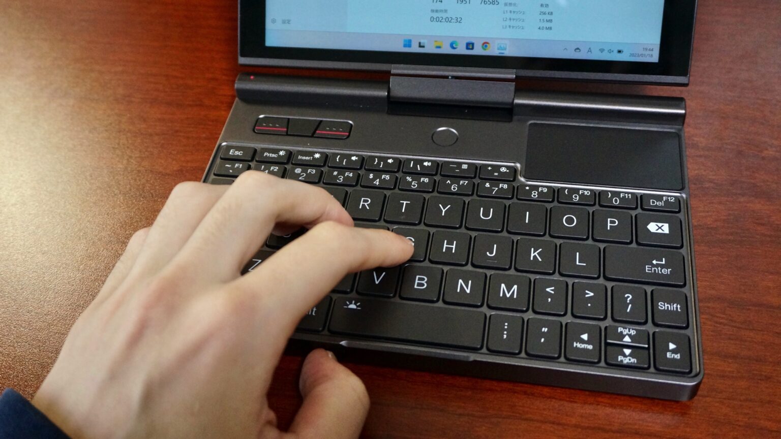 【レビュー】高品質で安定した動作をするUMPC「GPD Pocket3」 | きなこぱん